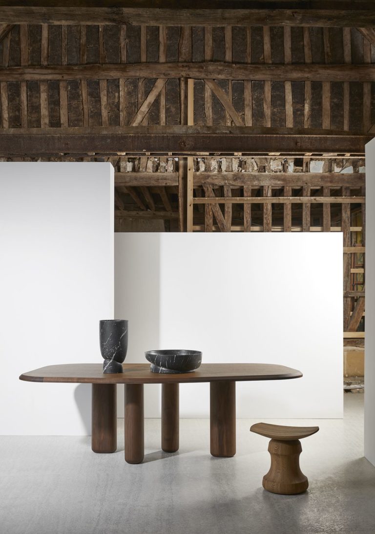 Rough dining table, made to measure, customization, sculptural, desk, oak