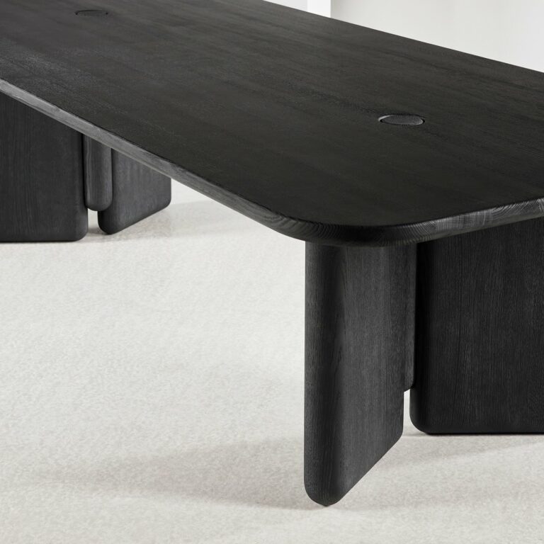 TAMI dining table design Luca Erba Collection Particulière - Collection ...